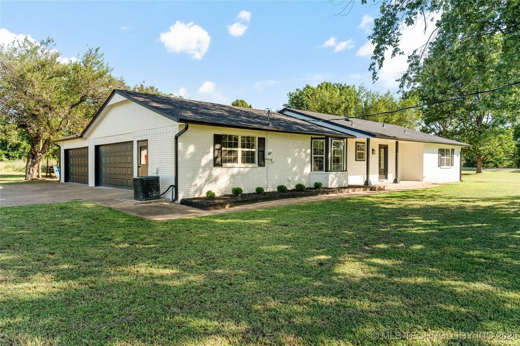 7425 E Oologah Pl SE, Oologah, OK 74053 | MLS# 2532519 | Trulia