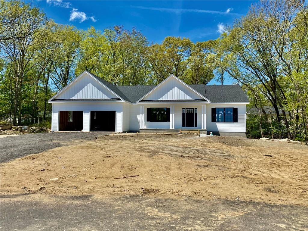 8 Pico Cir, Johnston, RI 02919 - See Est. Value, Schools & More