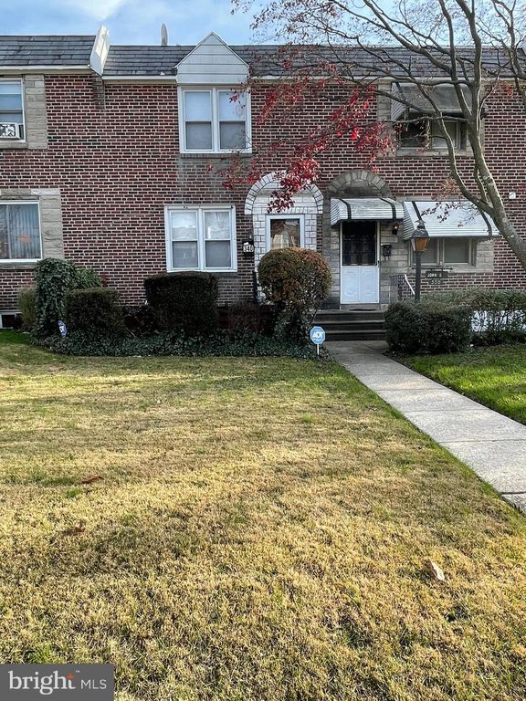 340 Westmont Dr, Collingdale, PA 19023 - See Est. Value, Schools & More