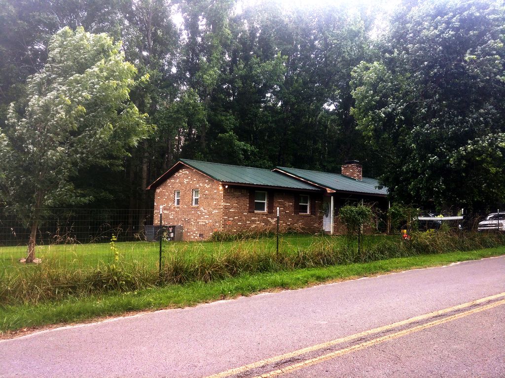 736 County Road 1815, Joppa, AL 35087 - See Est. Value, Schools & More