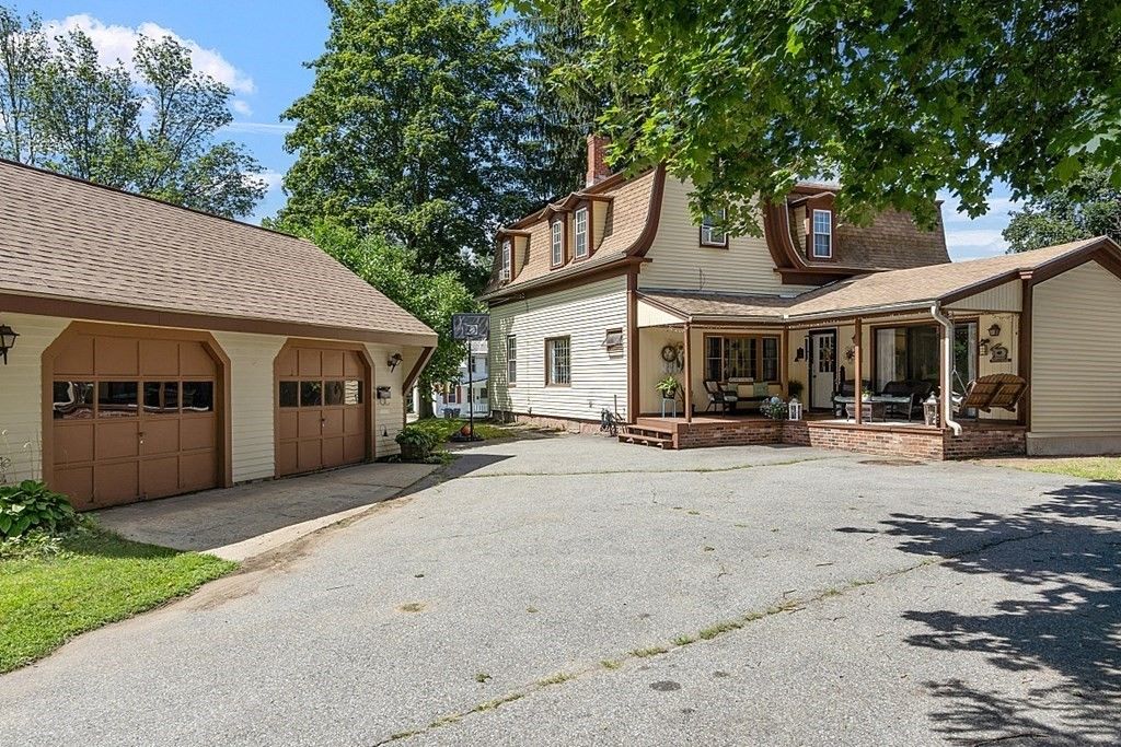 32 Ash St, Winchendon, MA 01475 - See Est. Value, Schools & More