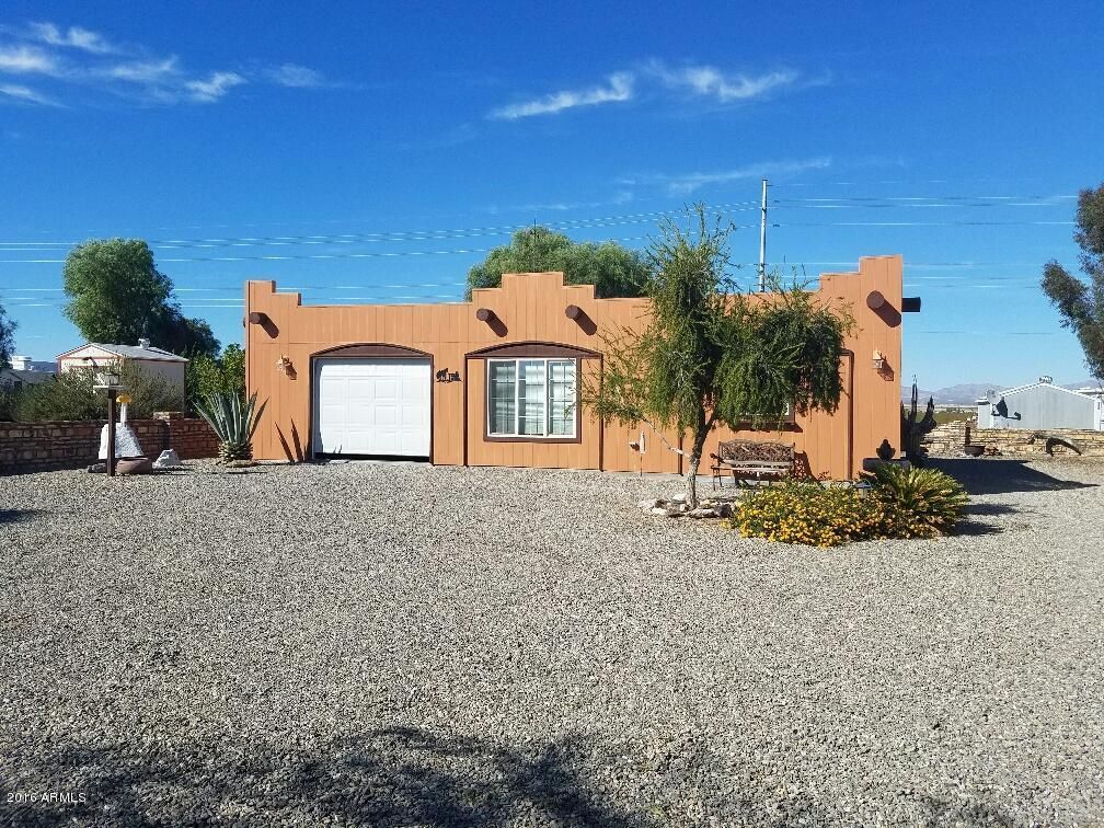 67521 Alpine Dr, Salome, AZ 85348 - See Est. Value, Schools & More