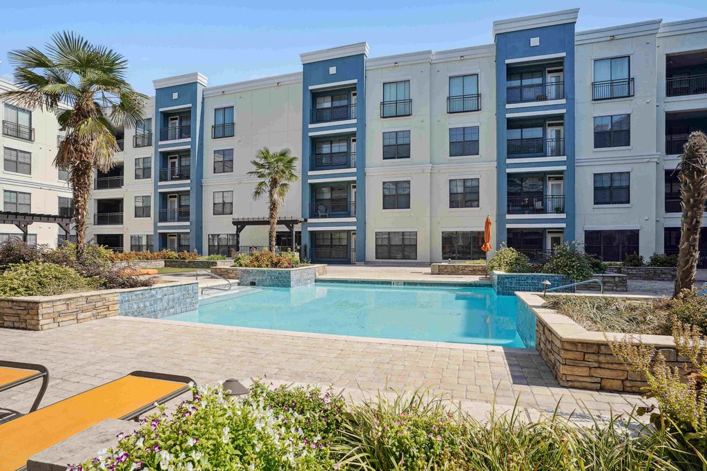 75 Riverfront Dr #205, North Little Rock, AR 72114 - See Est. Value ...