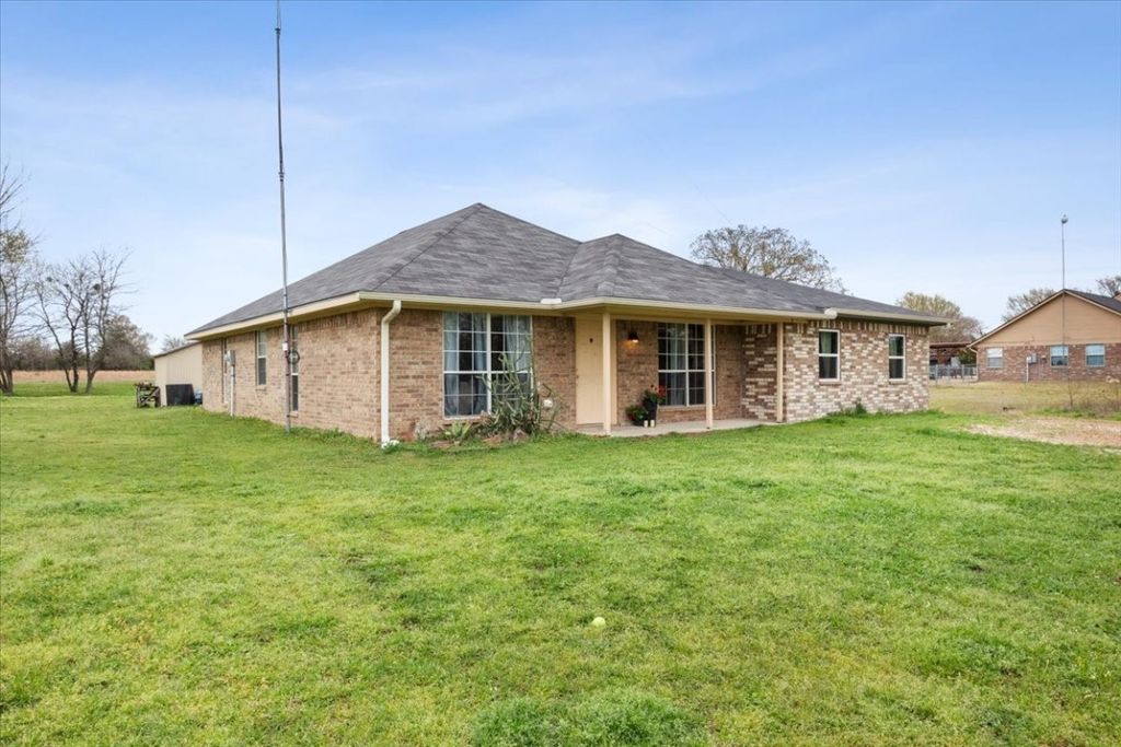 93 County Road 33915, Powderly, TX 75473 | MLS# 20563164 | Trulia