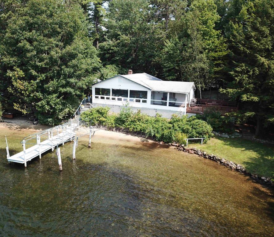 9 Spindle Point Road, Meredith, NH 03253 - See Est. Value, Schools & More