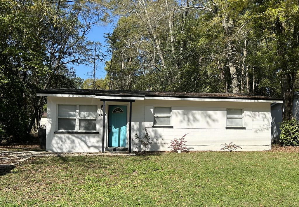 2048 Warwick St, Tallahassee, FL 32310 | Trulia