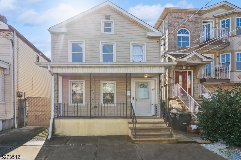 216 South St, Elizabeth, NJ 07202 - See Est. Value, Schools & More