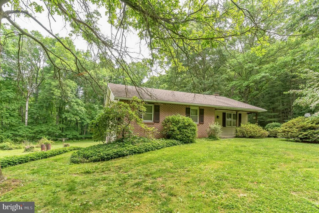 97 Barneston Rd, Honey Brook, PA 19344 - See Est. Value, Schools & More