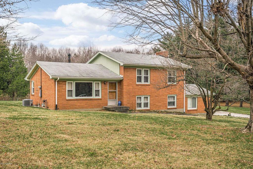 9310 Fern Bluff Ln, Louisville, KY 40229 - See Est. Value, Schools & More