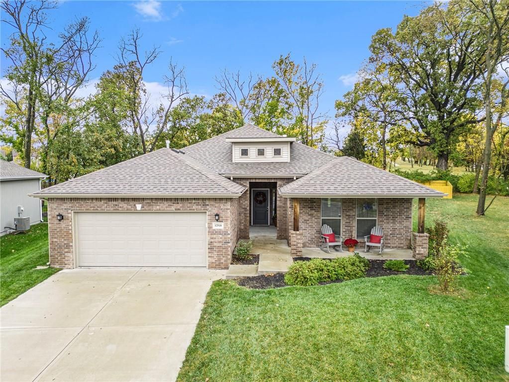 12518 S Hedge Ct, Olathe, KS 66061 - See Est. Value, Schools & More