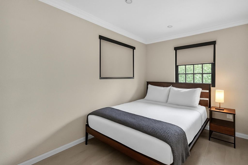 2061 NW 27th St #3, Miami, FL 33142 - See Est. Value, Schools & More