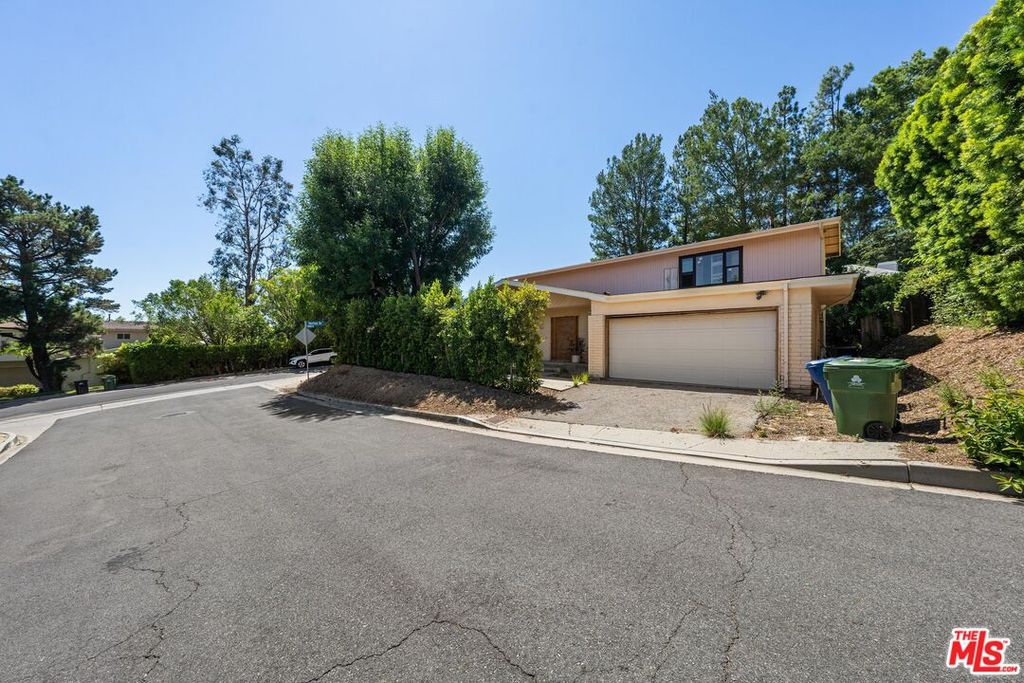 3001 Hutton Pl, Beverly Hills, CA 90210 | Trulia