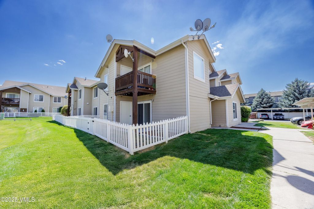 127 JULES WAY #C101, GYPSUM , CO 81637 | MLS# 1012627 | Trulia