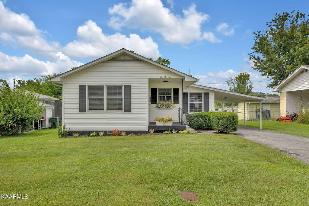 1005 Dejarnette St #25, Elizabethton, TN 37643 - See Est. Value ...