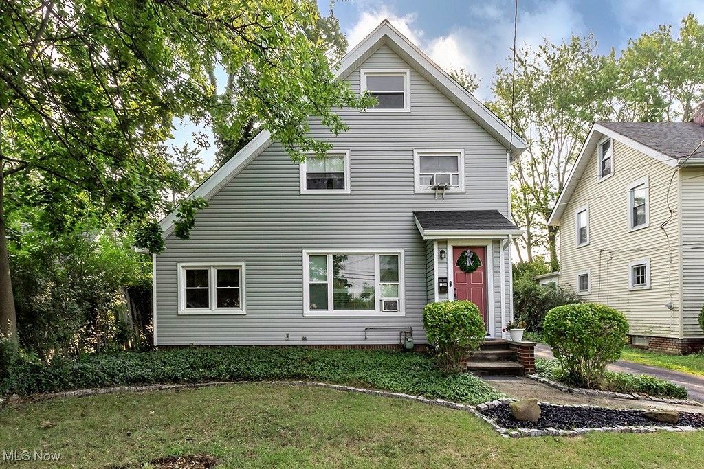 1239 Irene Rd, Lyndhurst, OH 44124 - See Est. Value, Schools & More