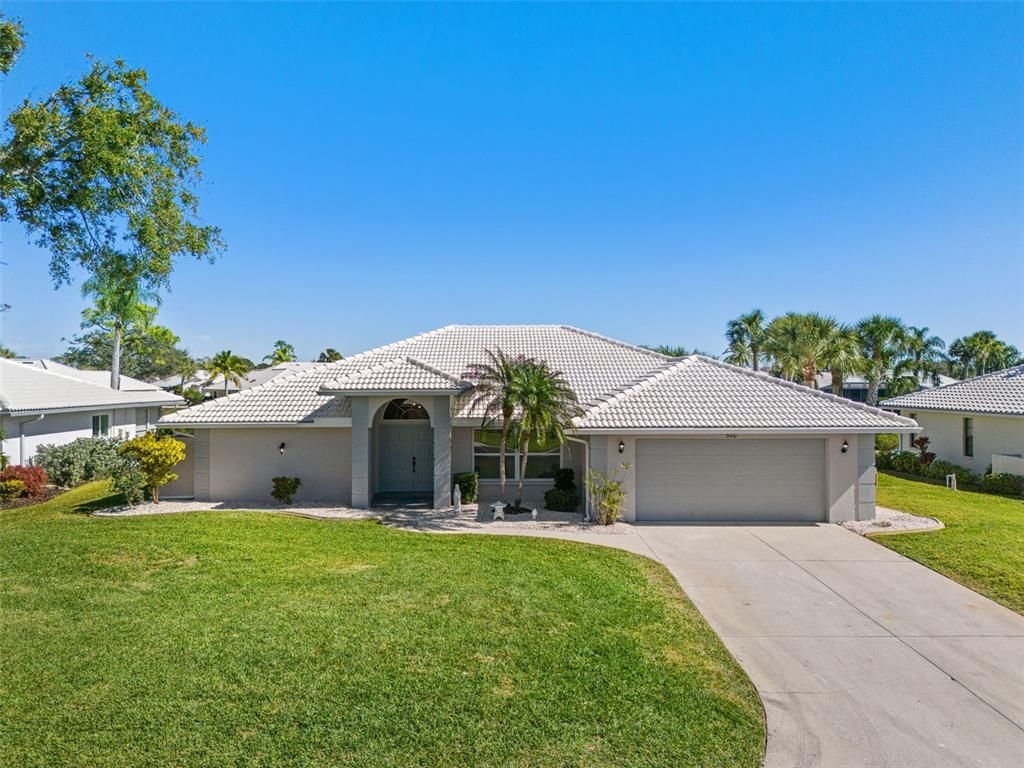 520 Warwick Dr, Venice, FL 34293 - See Est. Value, Schools & More