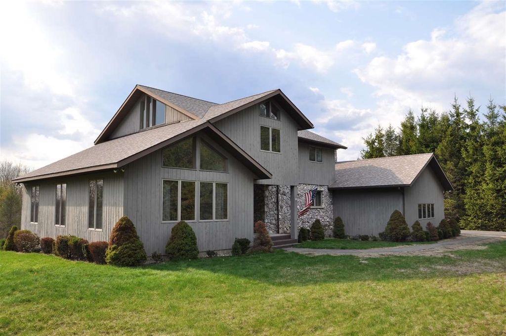 57 Louis Dr, West Sand Lake, NY 12196 - See Est. Value, Schools & More