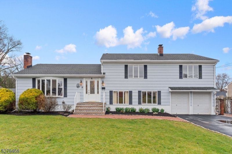 18 Preston Ave, East Hanover, NJ 07936 - See Est. Value, Schools & More