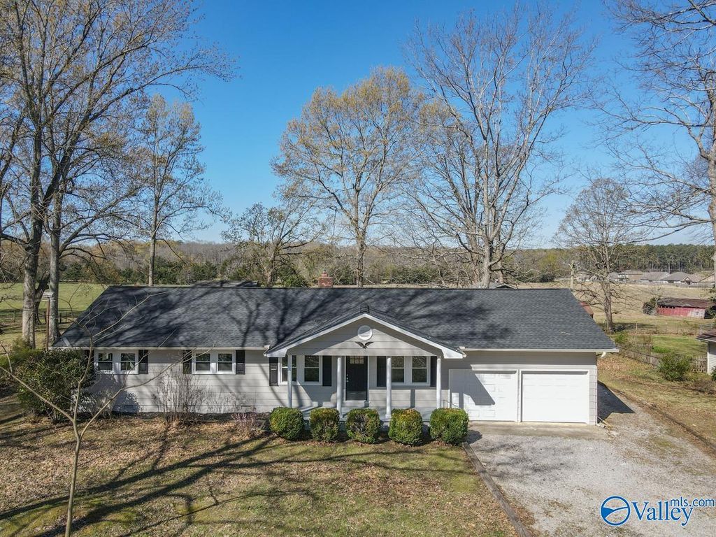 77 Hickory Ln, Decatur, AL 35603 | Trulia