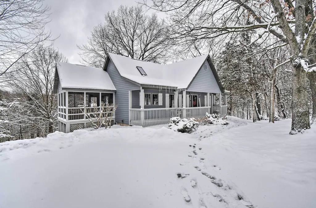 9 Timberon Trl, Galena, IL 61036 - See Est. Value, Schools & More