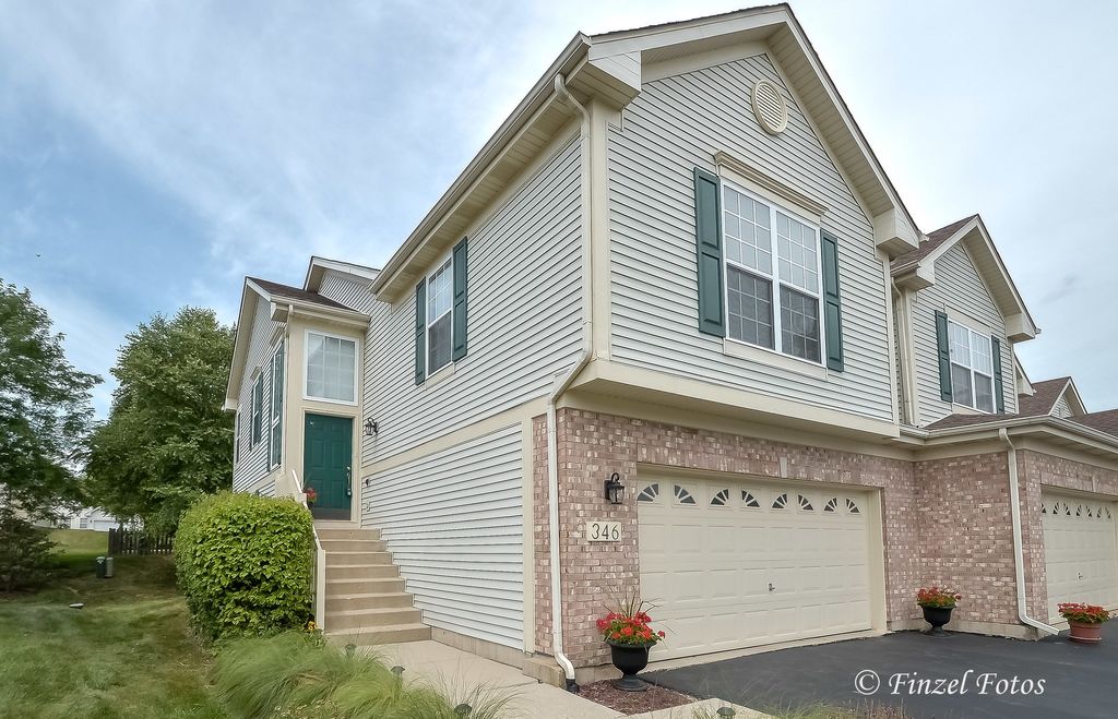 346 Lake Gillilan Way, Algonquin, IL 60102 - See Est. Value, Schools & More