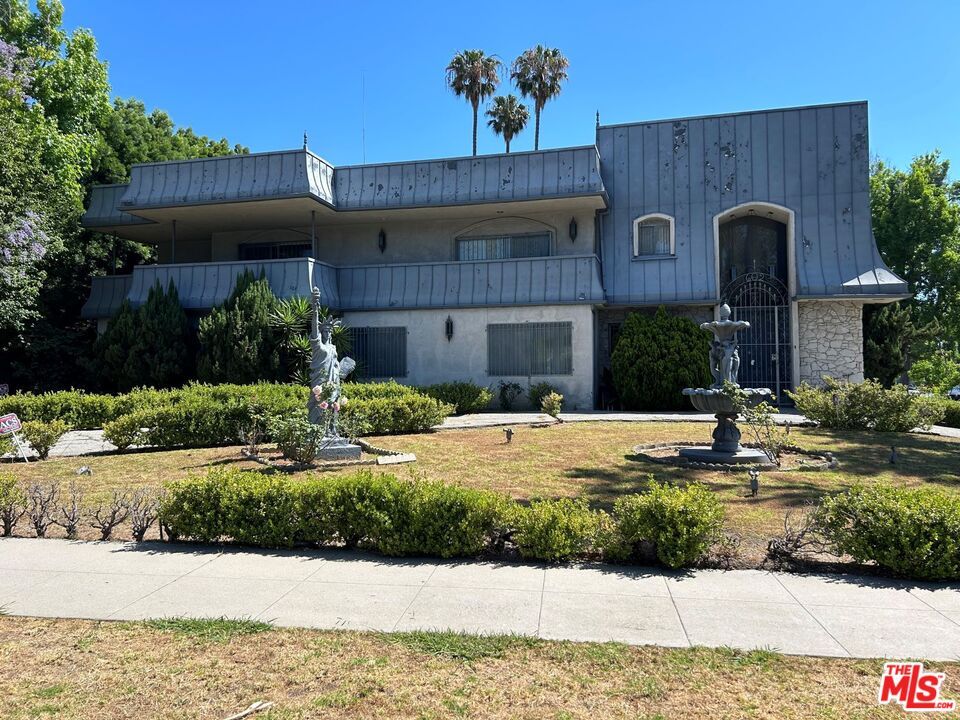 602 N Beverly Dr, Beverly Hills, CA 90210 - See Est. Value, Schools & More