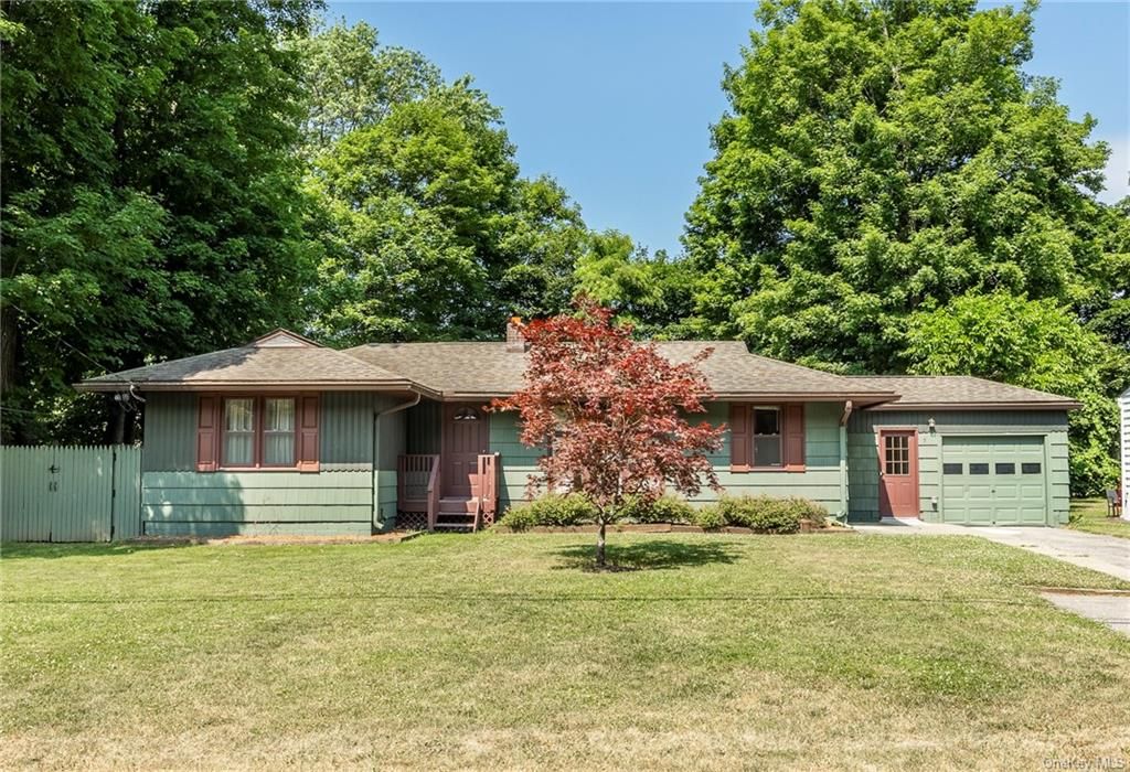 5 Mapleview Road, Poughkeepsie, NY 12603 | Trulia