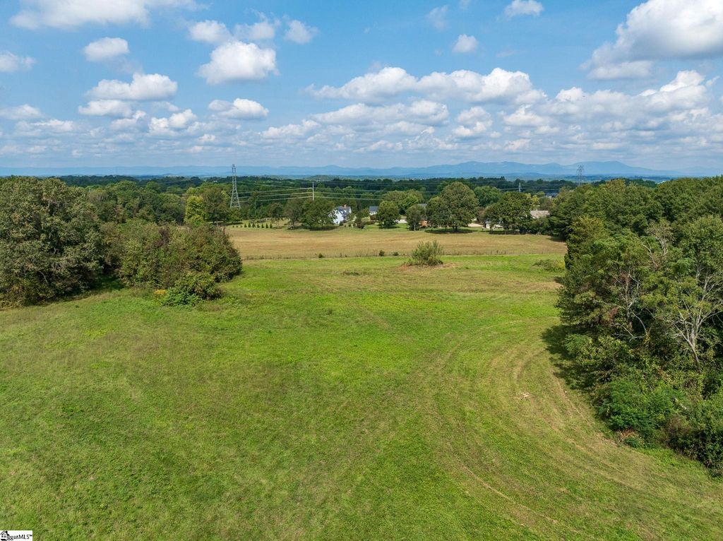 222 Copeland Rd, Greer, SC 29651 - See Est. Value, Schools & More