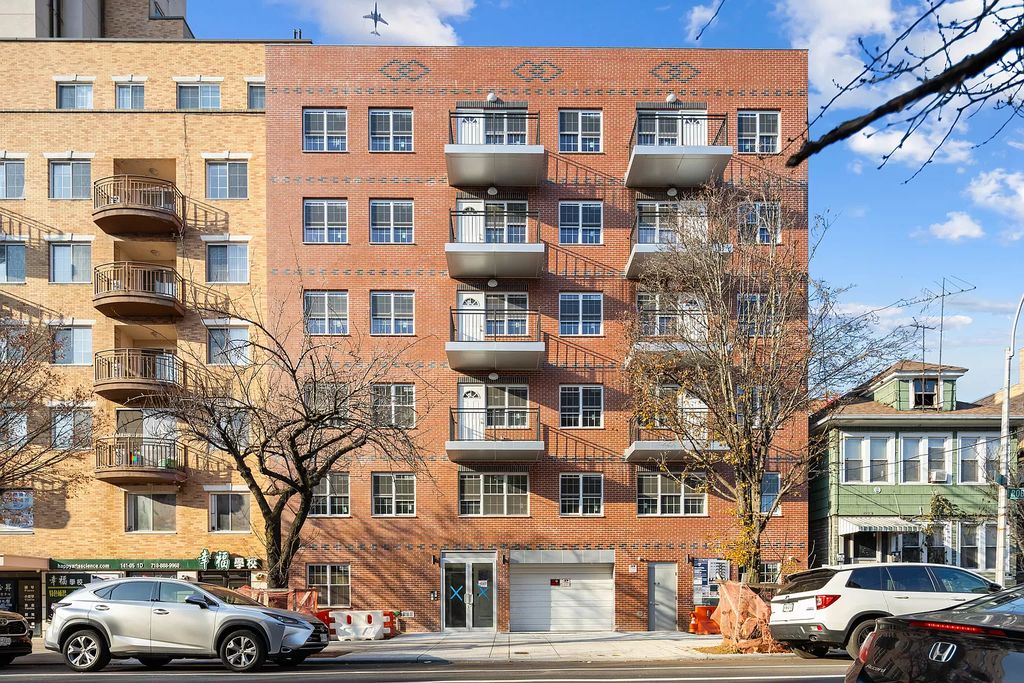 141-15 Cherry Ave #4B, Flushing, NY 11355 | Trulia
