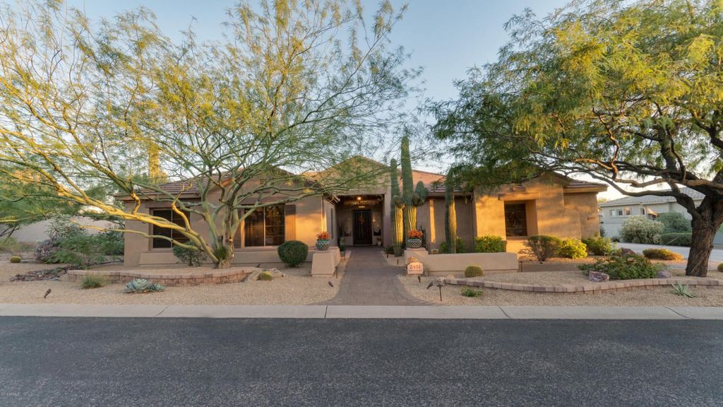 2451 N Keesha St, Mesa, AZ 85207 - See Est. Value, Schools & More