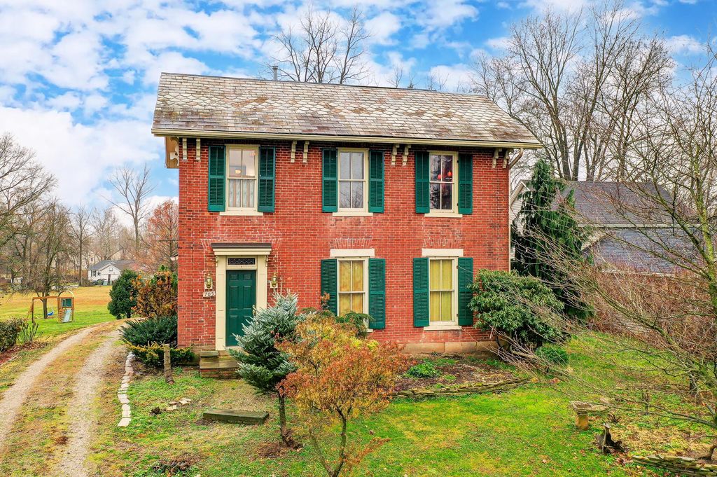 705 Deacon St, Hebron, OH 43025 - See Est. Value, Schools & More