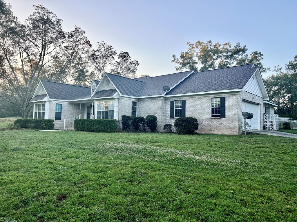 14954 E State Highway 52, Slocomb, AL 36375 - See Est. Value, Schools ...