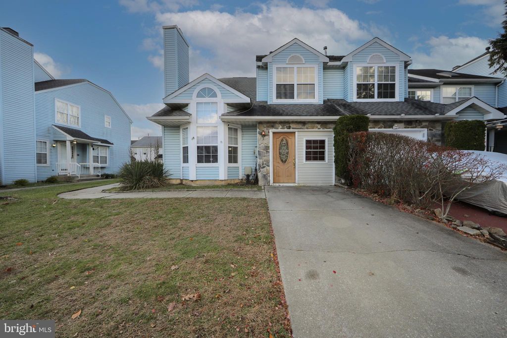 18 Park Side Dr, Sicklerville, NJ 08081 - See Est. Value, Schools & More