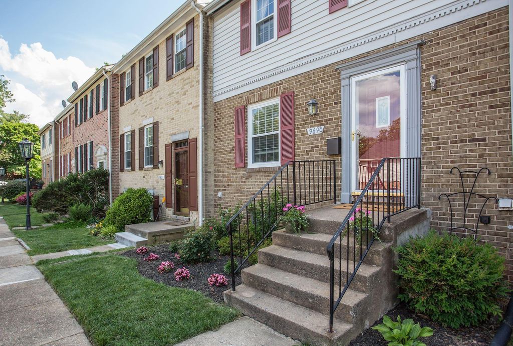 9690 Lindenbrook St, Fairfax, VA 22031 - See Est. Value, Schools & More