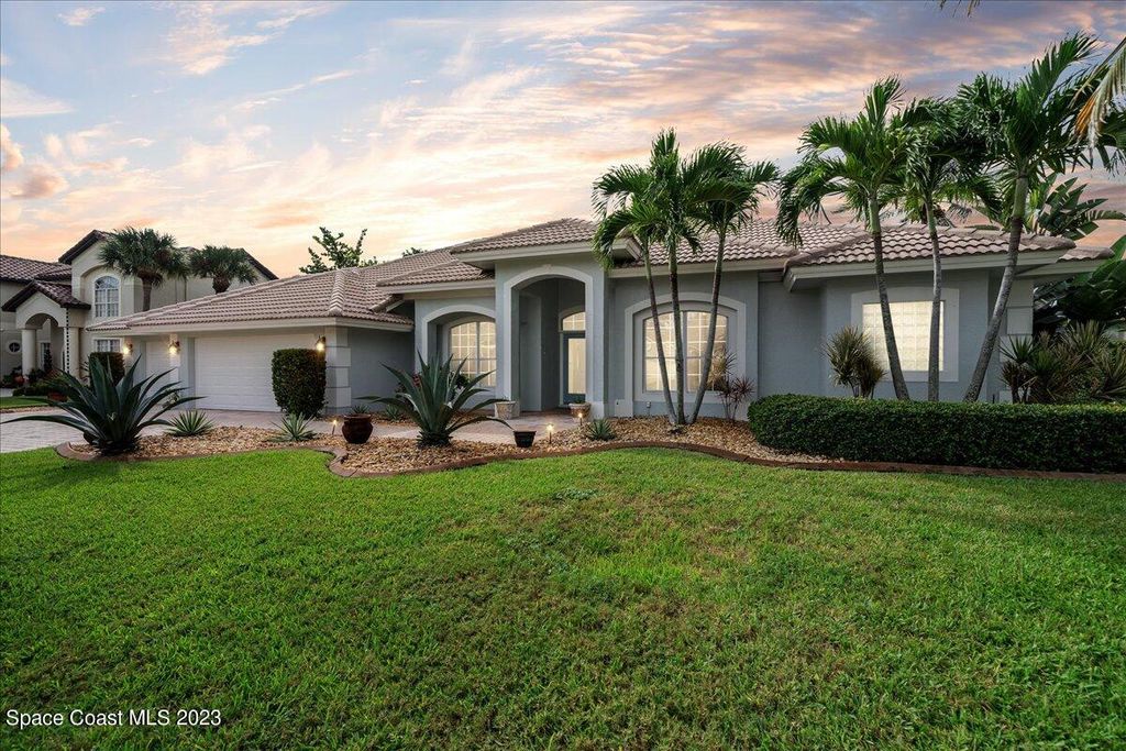 373 Flanders Dr, Indialantic, FL 32903 - See Est. Value, Schools & More