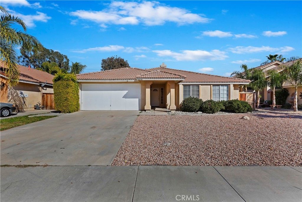 19430 Oakview Ln, Lake Elsinore, CA 92530 - See Est. Value, Schools & More