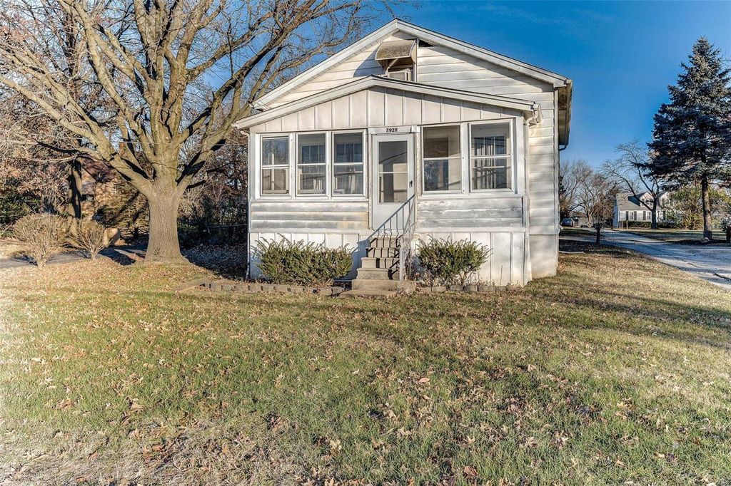 7921 S Rock Hill Rd, Saint Louis, MO 63123 | Trulia