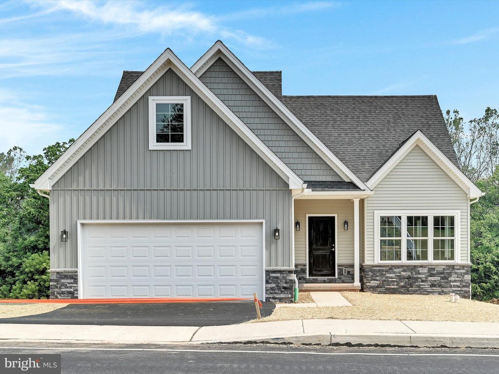 68 E Mohler Church Rd, Ephrata, PA 17522 - See Est. Value, Schools & More