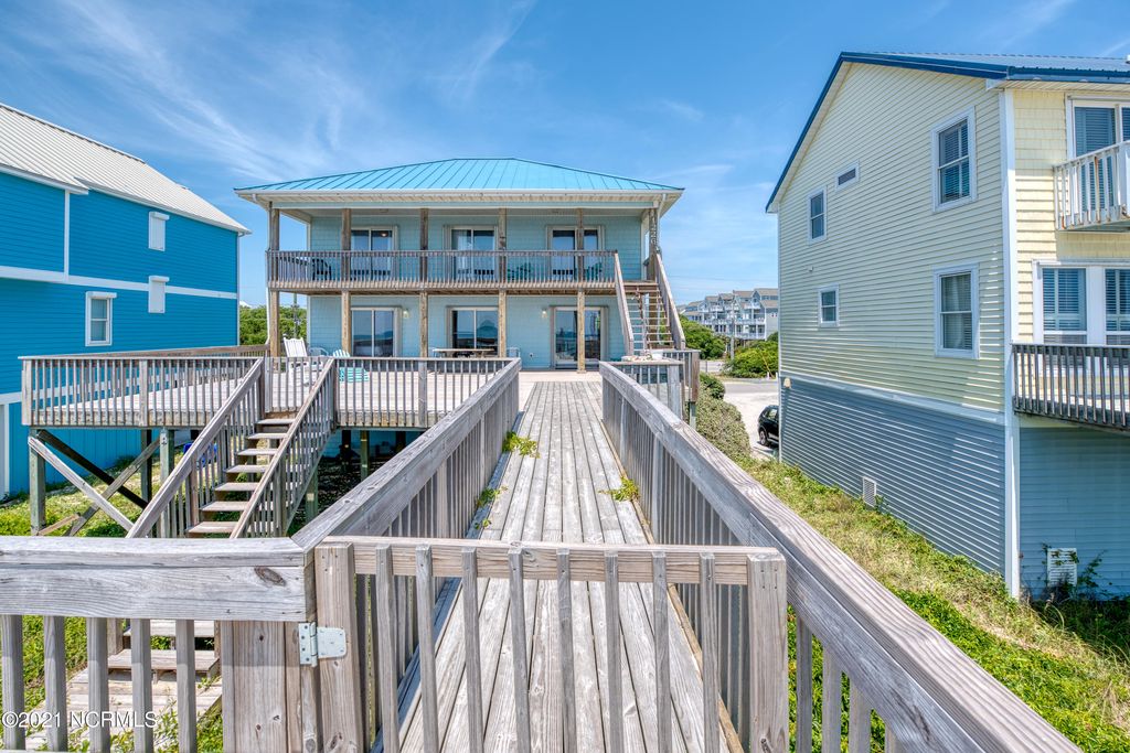 1226 S Shore Drive, Surf City, NC 28445 - See Est. Value, Schools & More