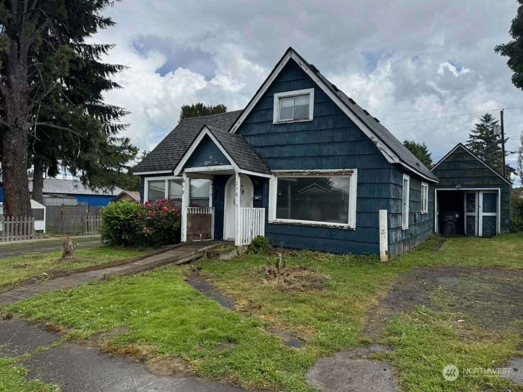 278 24th Avenue, Longview, WA 98632 - See Est. Value, Schools & More