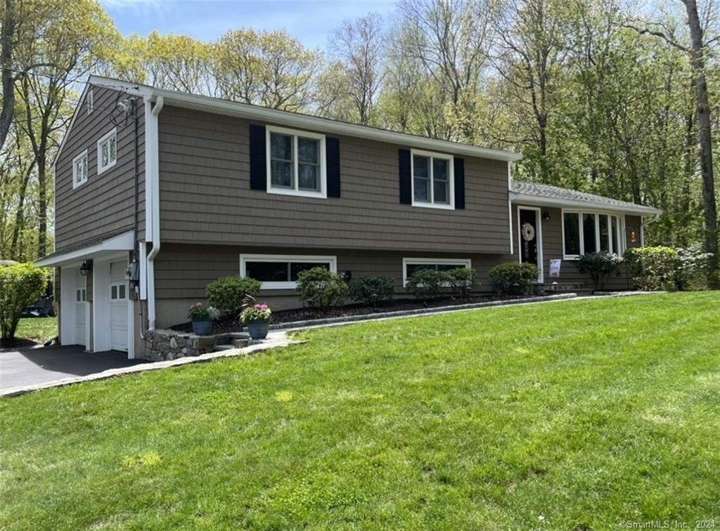 49 Chalk Hill Road, Monroe, CT 06468 - See Est. Value, Schools & More