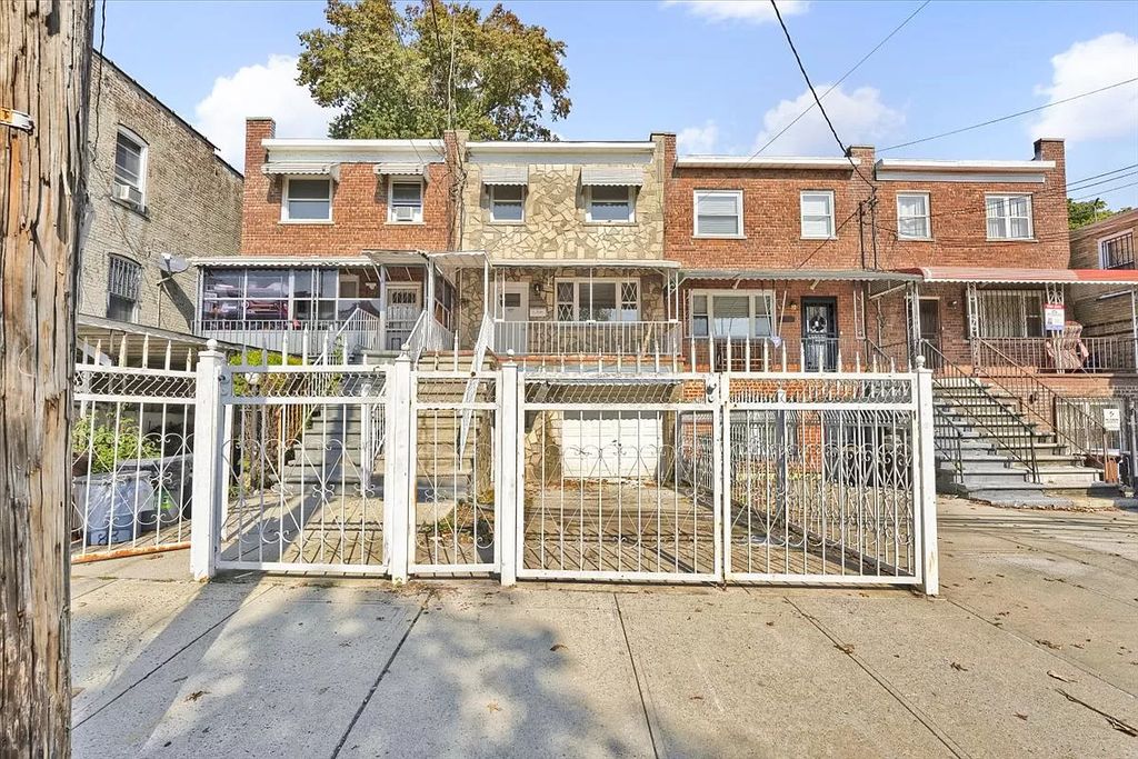 1027 E 215th St #1, Bronx, NY 10469 | Trulia