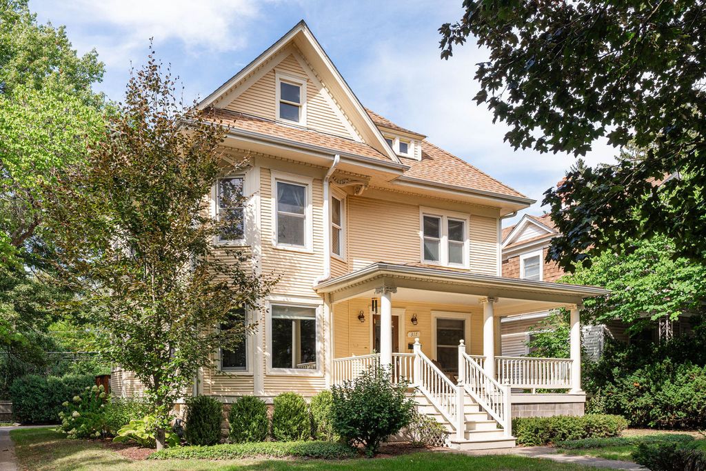 317 Augusta Ave, Dekalb, IL 60115 - See Est. Value, Schools & More