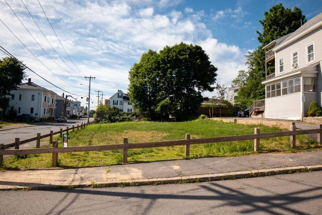 50 Granite St, Fitchburg, MA 01420 - See Est. Value, Schools & More