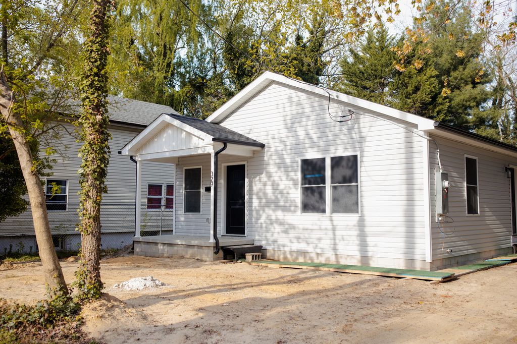 520 N Porter St, Seaford, DE 19973 - See Est. Value, Schools & More