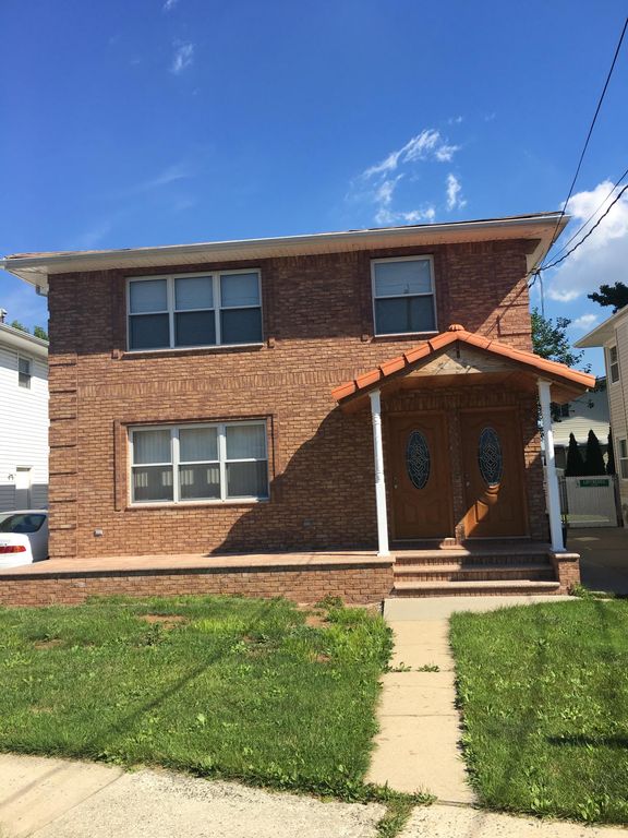 31 Thomas St, Staten Island, NY 10306 - See Est. Value, Schools & More