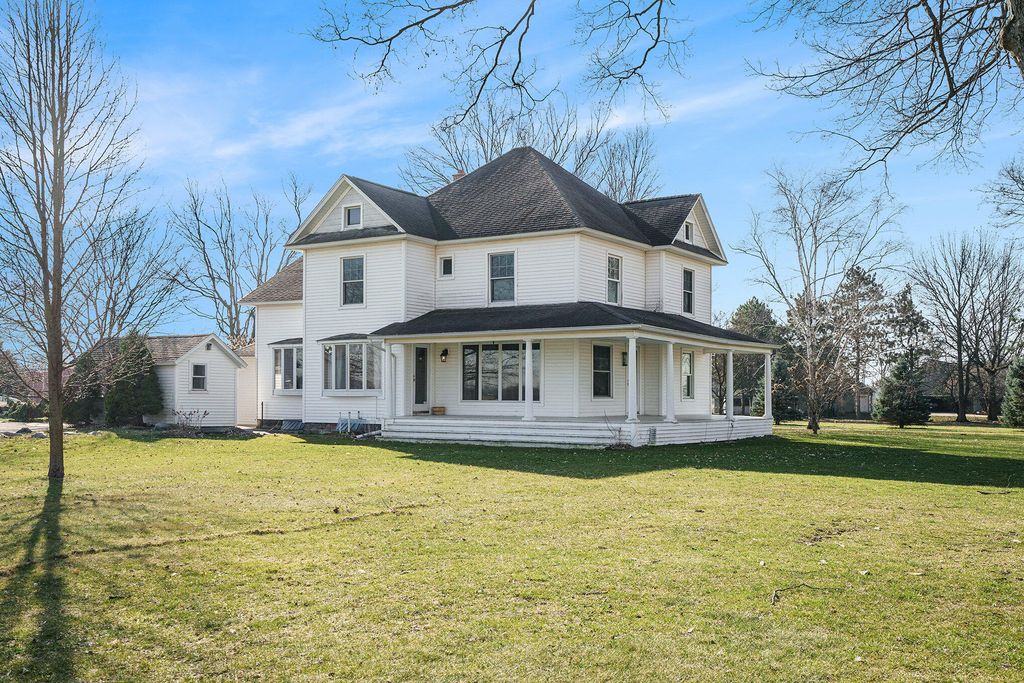 3339 S 31st St, Kalamazoo, MI 49048 | MLS# 24015275 | Trulia