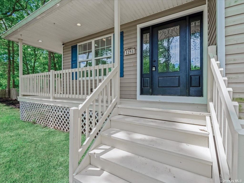 1281 William Floyd Parkway, Shirley, NY 11967 | MLS# 3589670 | Trulia