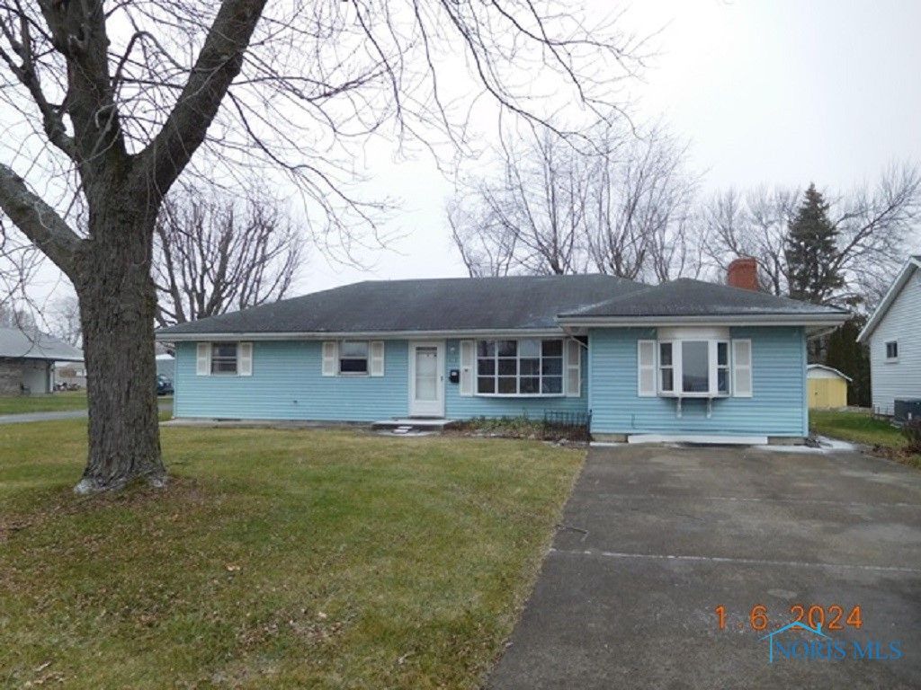 473 Dewey St, Delphos, OH 45833 - See Est. Value, Schools & More