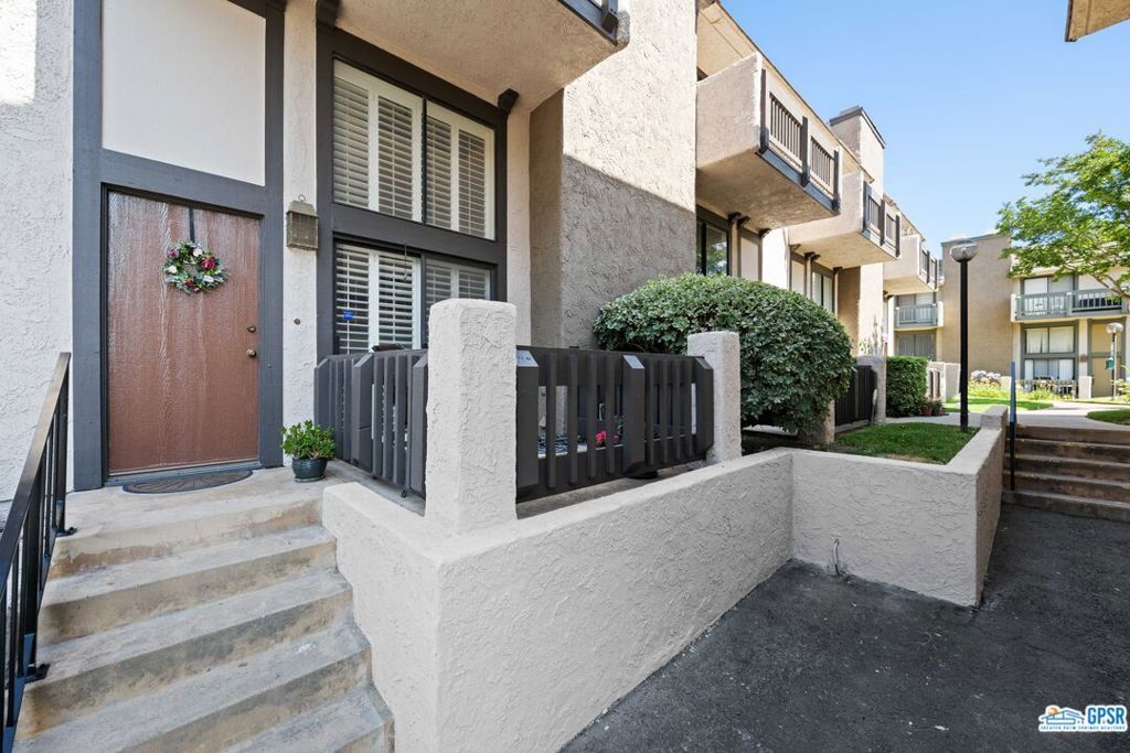 1933 E Huntington Dr #A, Duarte, CA 91010 - See Est. Value, Schools & More